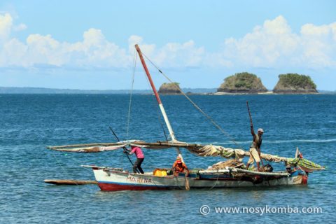 Pirogues - Traditional Sakalava dhows - Nosy Komba
